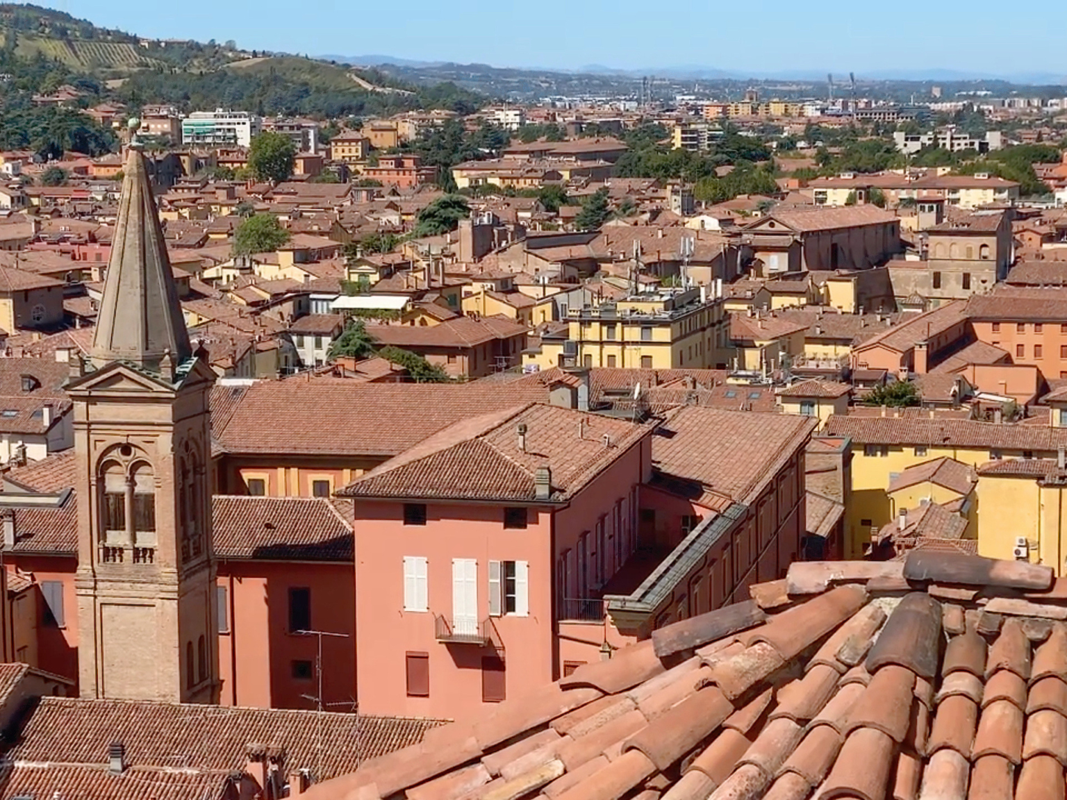 Bolonia - co zobaczyć? Przewodnik po atrakcjach Bolonii - zLukaszem